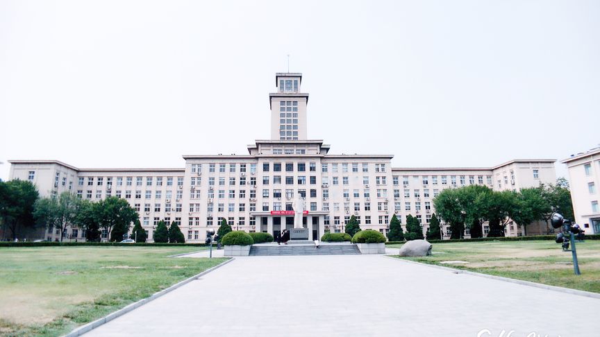 这所985大学,基础理学特别强大,数理化生全部排名前十!
