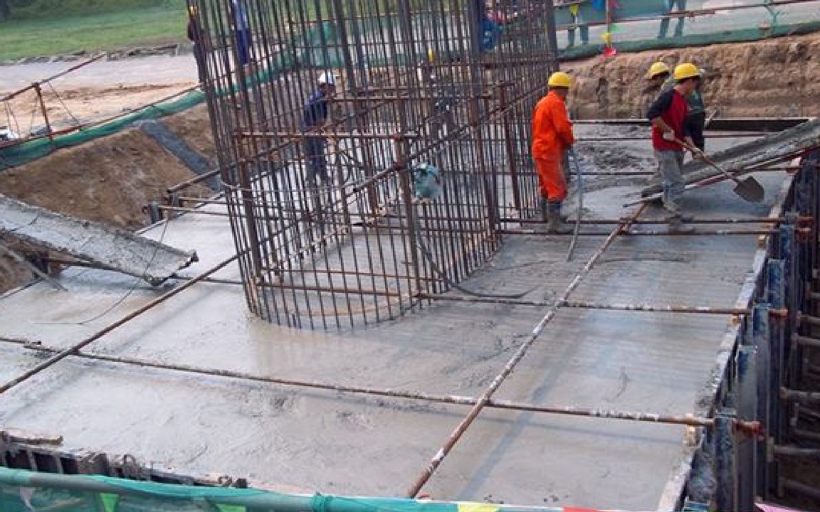 桥梁承台现浇施工
