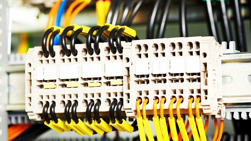 继电器和接触器什么区别?新手电工总是分不清,接线的时候吃大亏