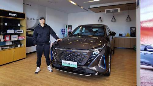 10万级混动SUV搅局者!长安欧尚Z6 iDD真香还是真下沉?