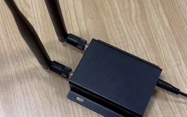 MR500E工业4G路由器物联网路由4G转有线网口转WiFi 充电桩 快递...