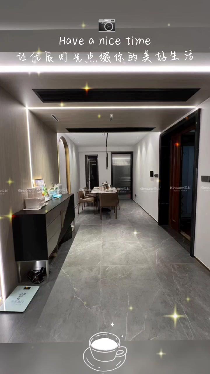 生活应该温柔,及时行乐,肆意风声。 优质灯光的意义大概在于去实现...