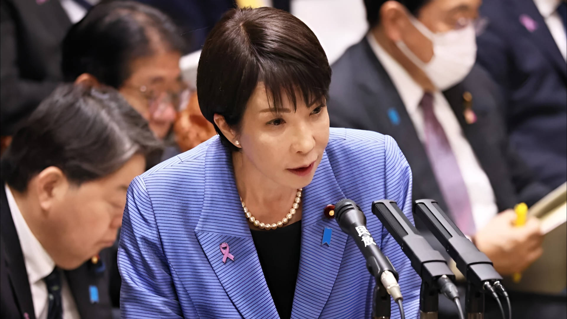 媒体:高市早苗幻想"软着陆",幼稚且危险!