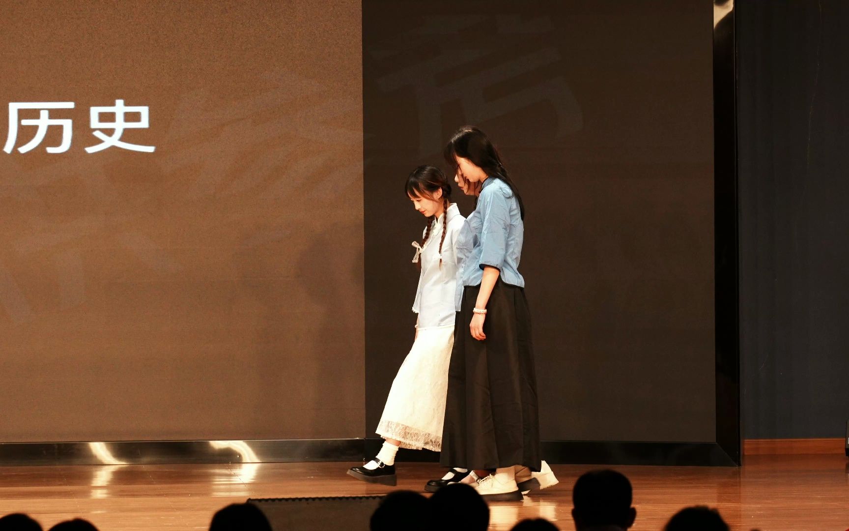 话剧表演《金陵十三钗》