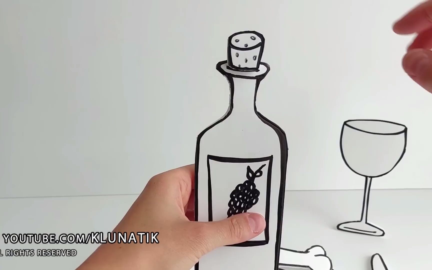 【假吃】动画片吃播【KLUNATIK】