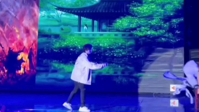 左航学校表演