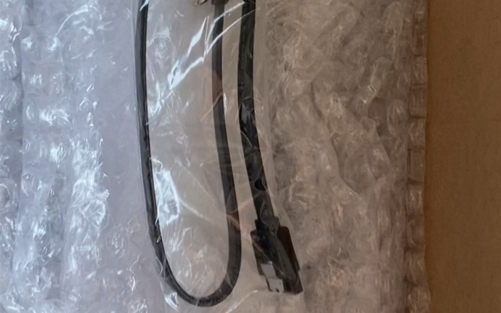 拆箱分享:希捷酷狼12t机械硬盘