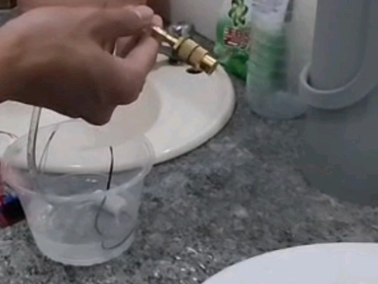 自制的风能灌溉系统,小小的分享一下。(评论区有接线图)
