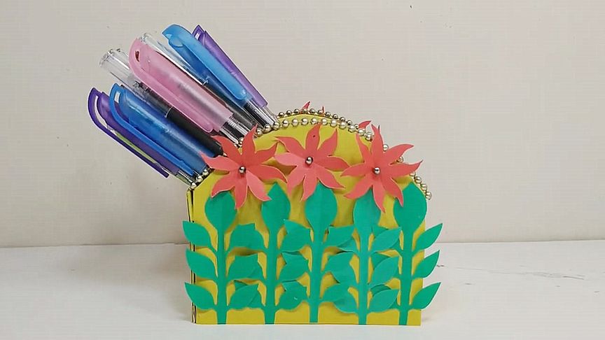 生活小窍门,简单笔筒的制作方法,适用于孩子们的手工作业!