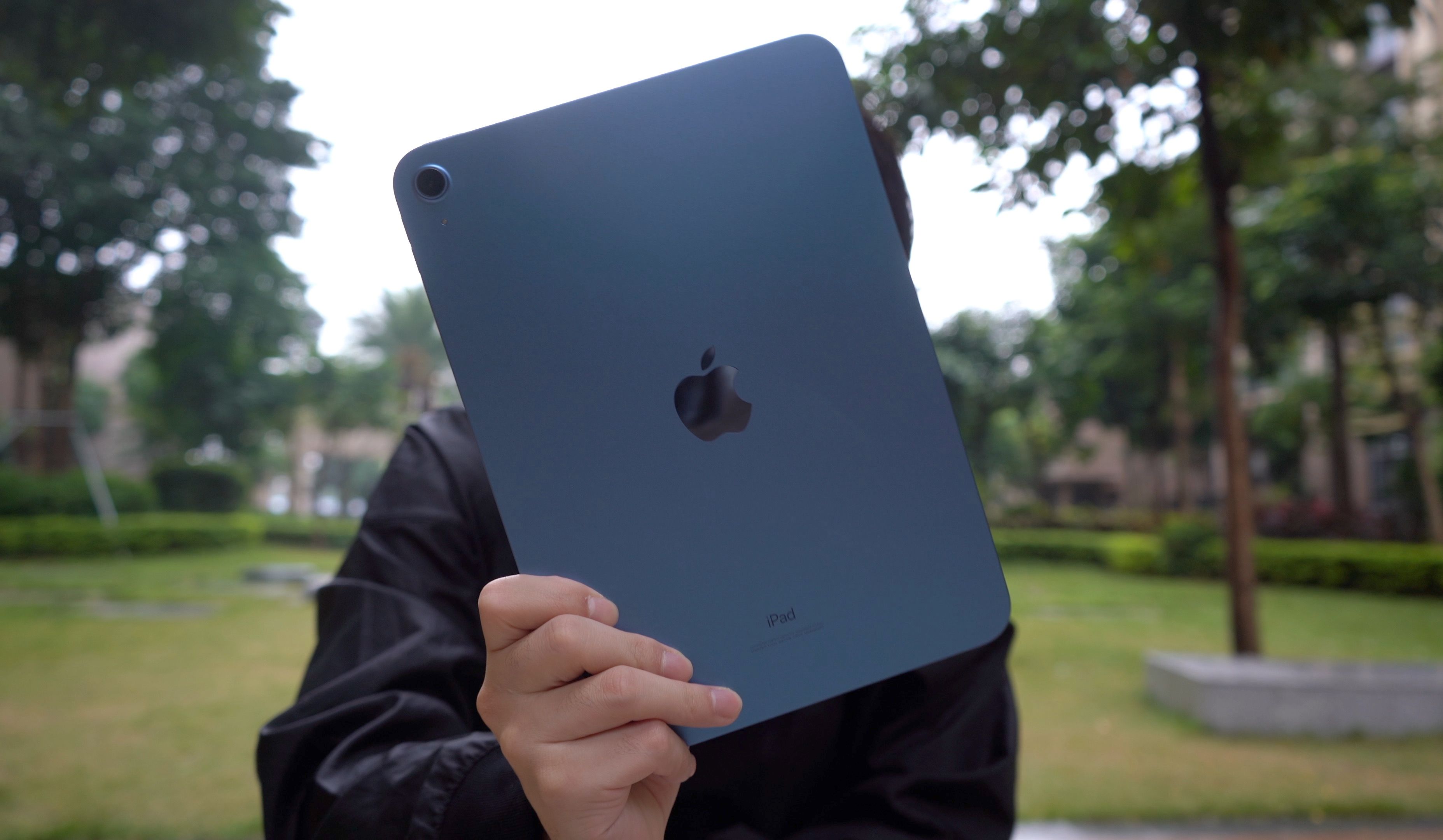 「落落」找到了iPad 10强行配对Apple Pencil一代的方法,不需要新的转...