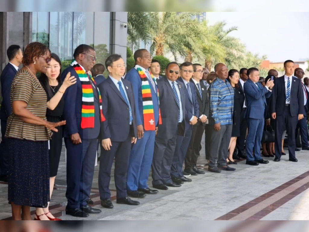 ...比亚迪全球总部,比亚迪集团总裁王传福先生亲自讲解比亚迪发展历史。