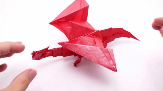 折纸达人:如何折出恐怖的恶魔龙!