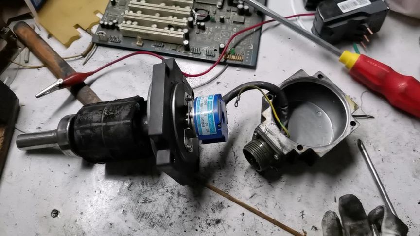 私服电机怎样拆卸光电编码器?