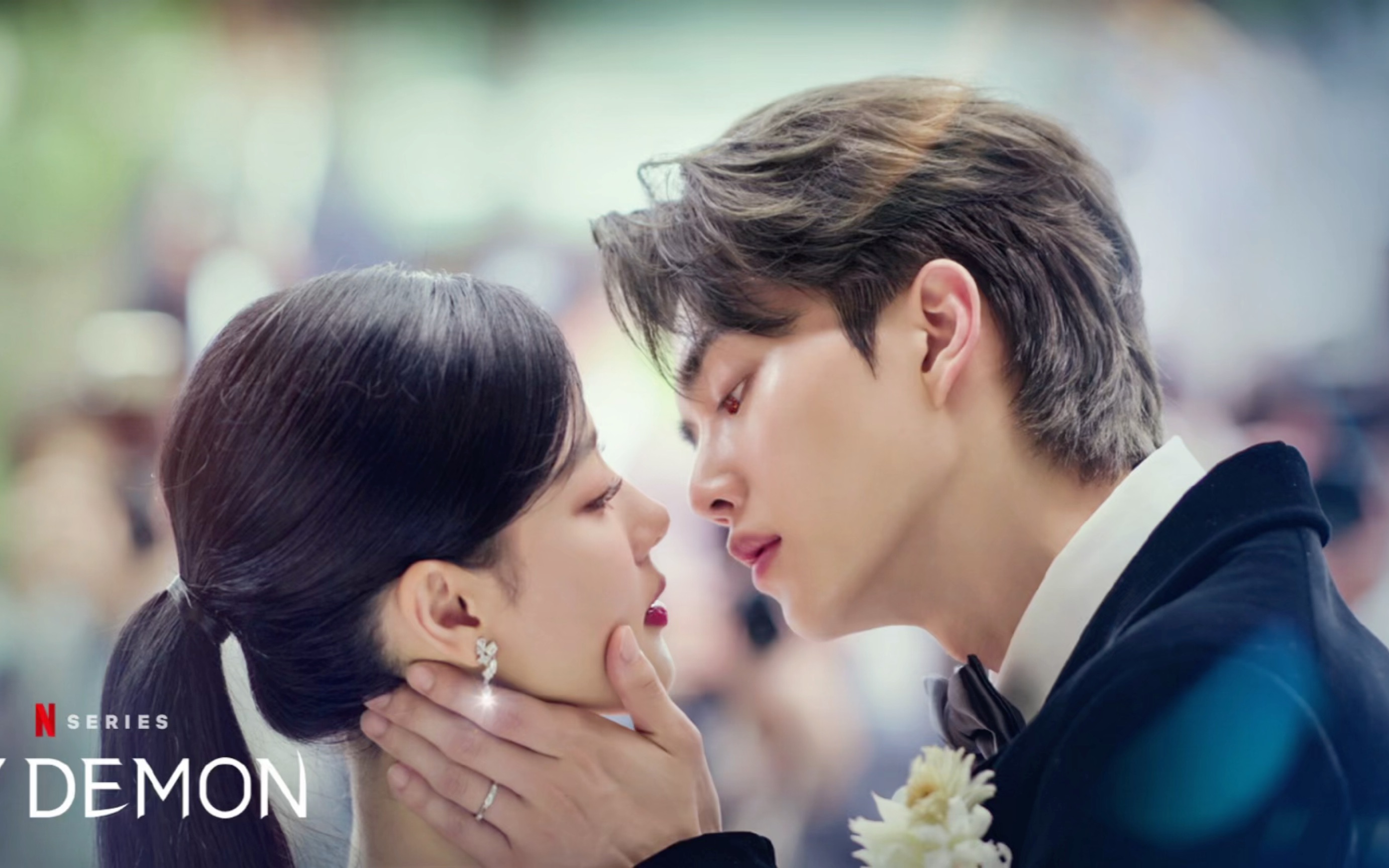 《Ture 》|来自地狱的恶魔低声吟唱,蛊惑人心,使你一步一步落入地狱的...