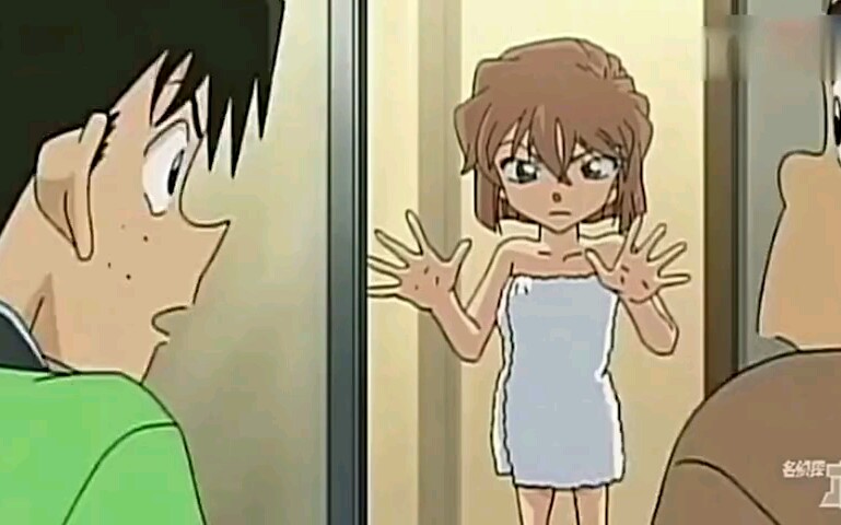 名侦探柯南,小哀果然有个性!走光都这么淡定!