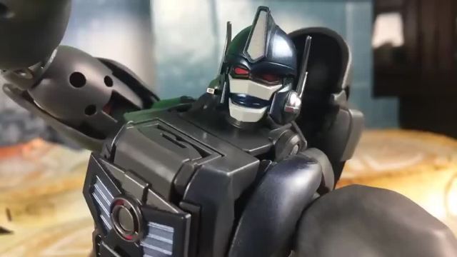 变形金刚玩具,擎天柱(动画版)召唤小.