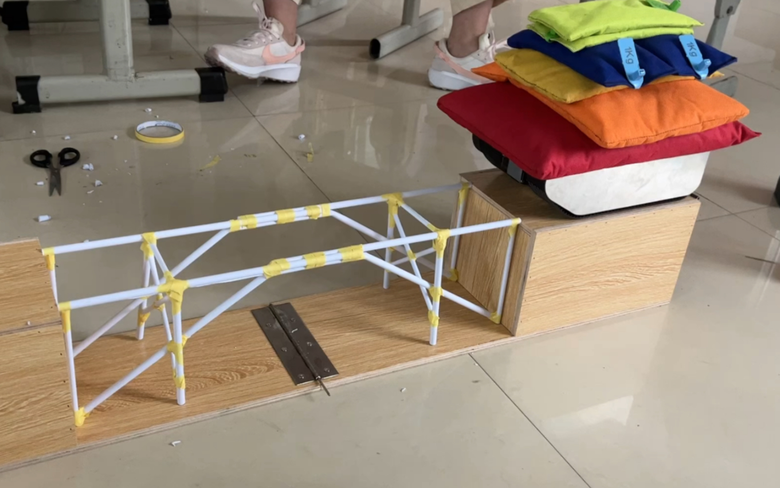 【科技运动会】纸桥承重的一些记录