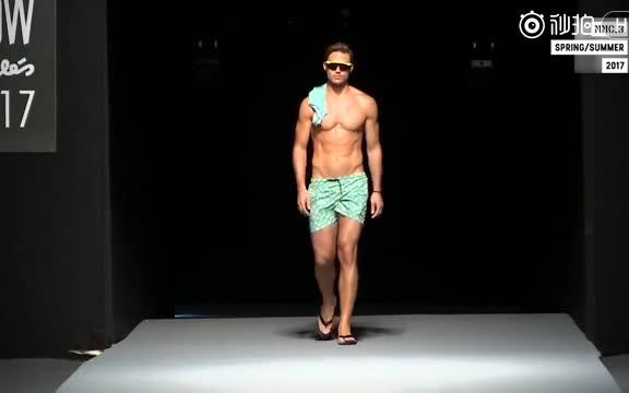 2017世界顶级男模走秀时刻!帅到爆! vi