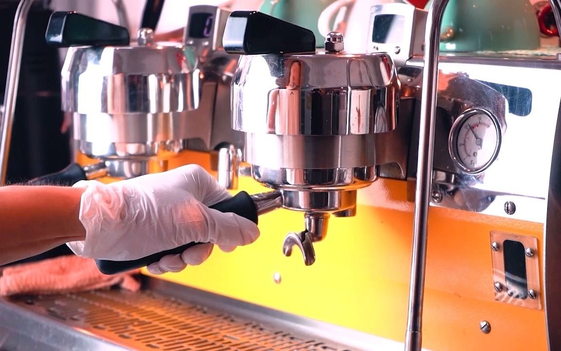 一款可以调节的咖啡弹簧压粉器 !