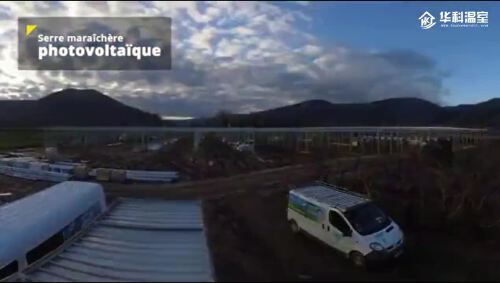 内部种植顶部发电,年产3300mwh的光伏温室