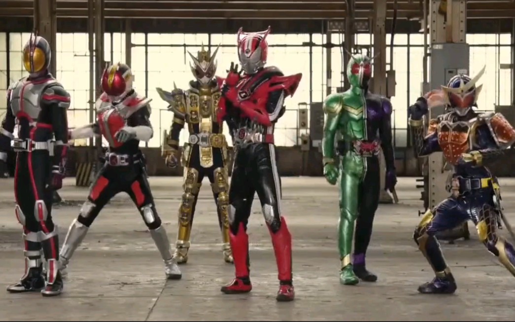 假面骑士:时针的指针只会朝着未来前进,虽然看起来绕了一圈,又回到了...