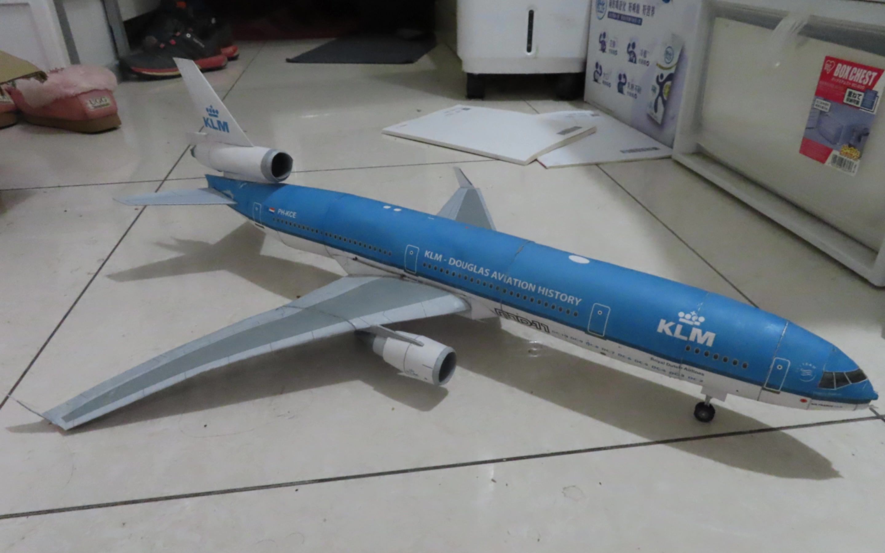 【纸模】荷兰皇家航空MD-11(PH-KCE)客机纸模型制作