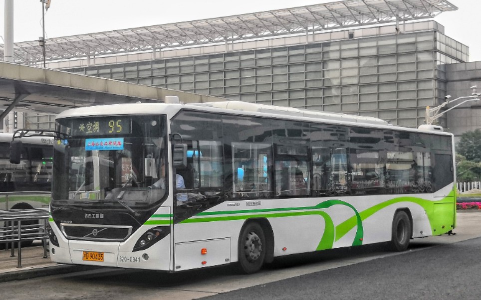 上海公交旧闻2-49,818投放三门车