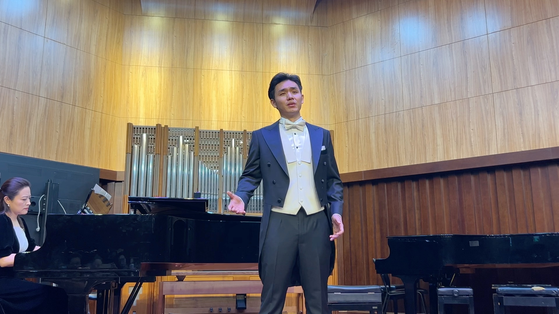 毕业考试最后一首《与你相见若如初》完整版,纪念我本科五年的青春...