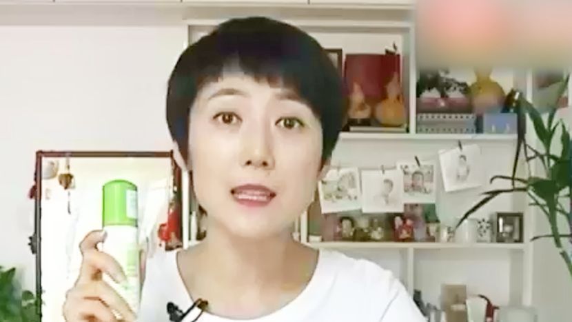 在家中自己消毒时,千万不要使用市面上不太常见的消毒液