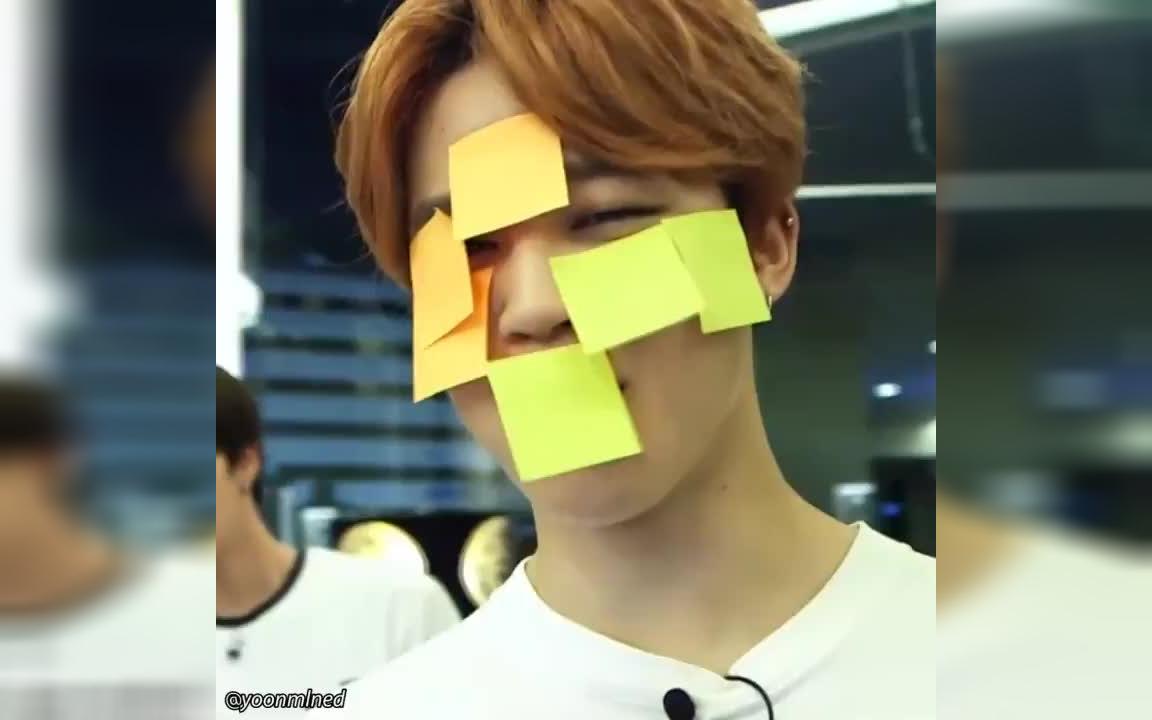 配上音乐更好笑的记事贴游戏