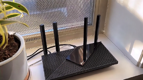 路由器旁千万别放这四样!否则百兆宽带秒变龟速