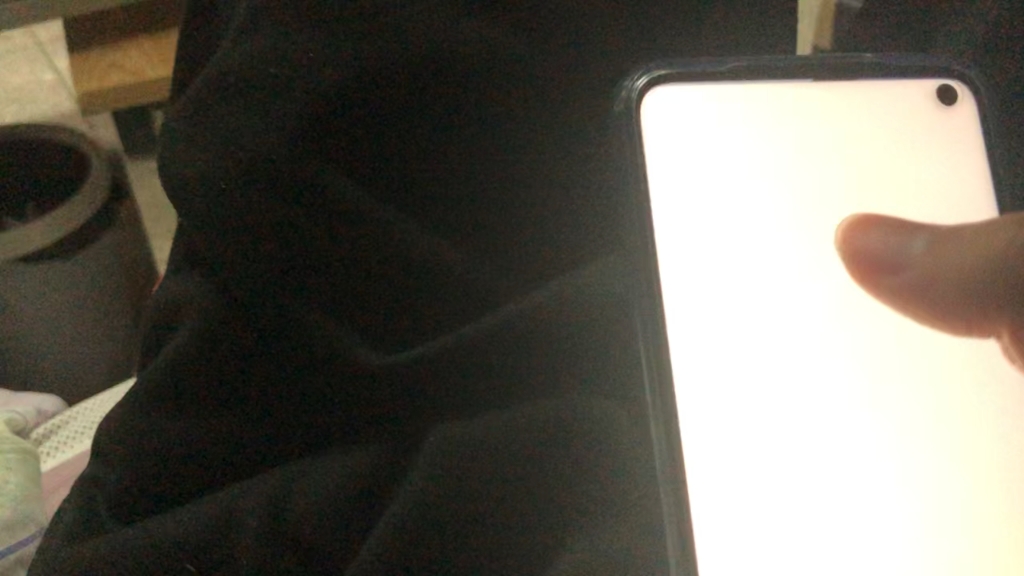 iqooneo5活力版打王者会突然没网,而且有点久,不是wifi问题。有没有懂...