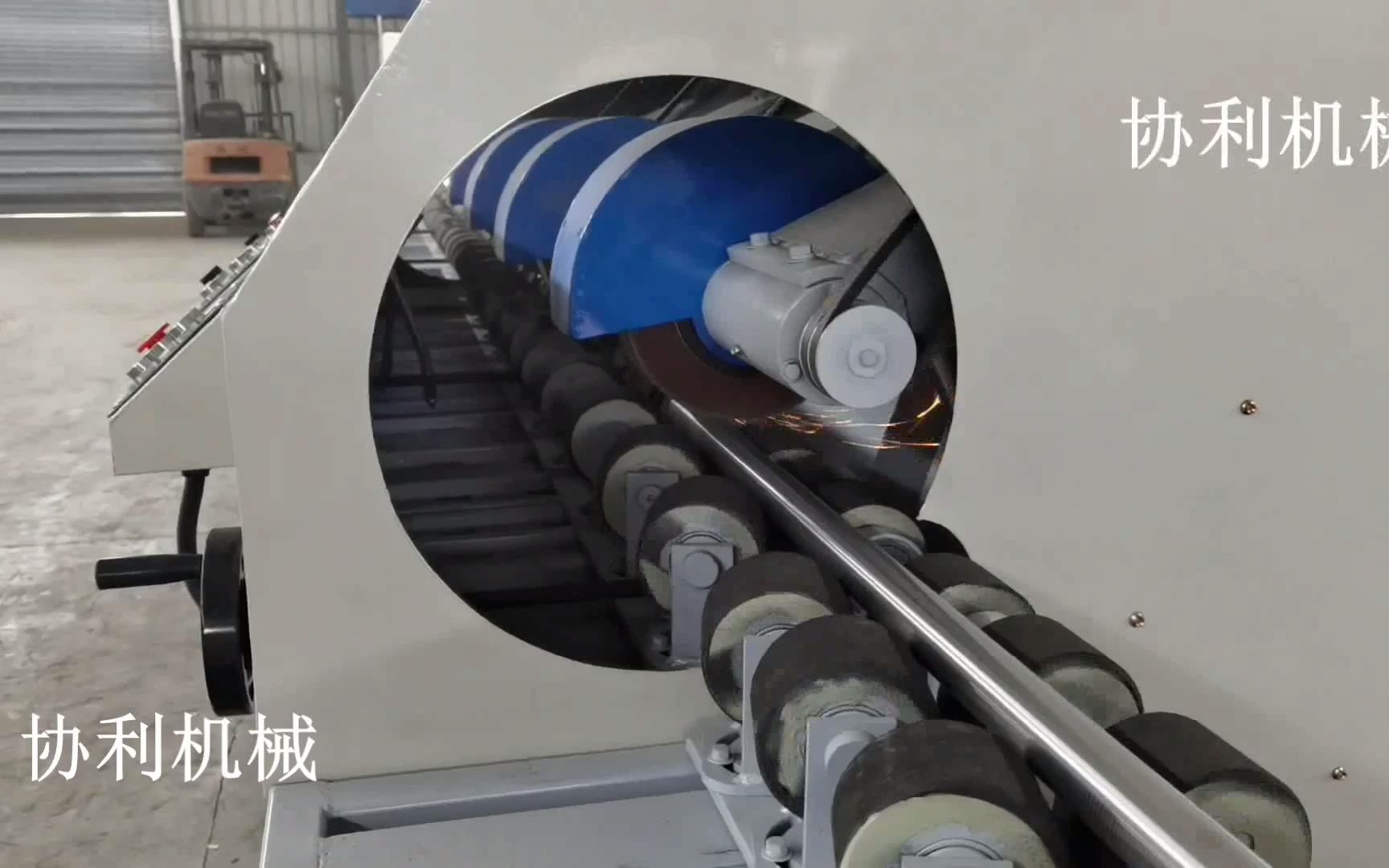 大直径液压抛光机车间打磨实拍