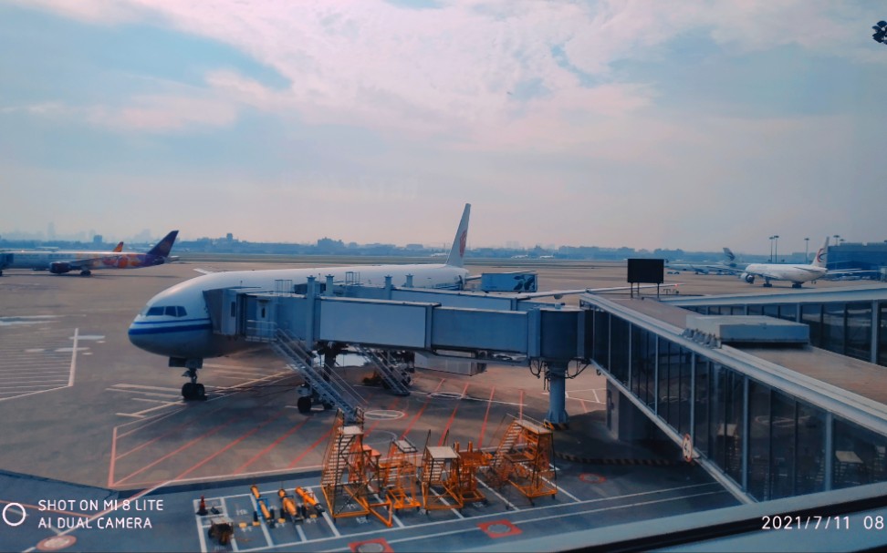 中国国际航空波音B777-300ER上海虹桥至北京首都全程