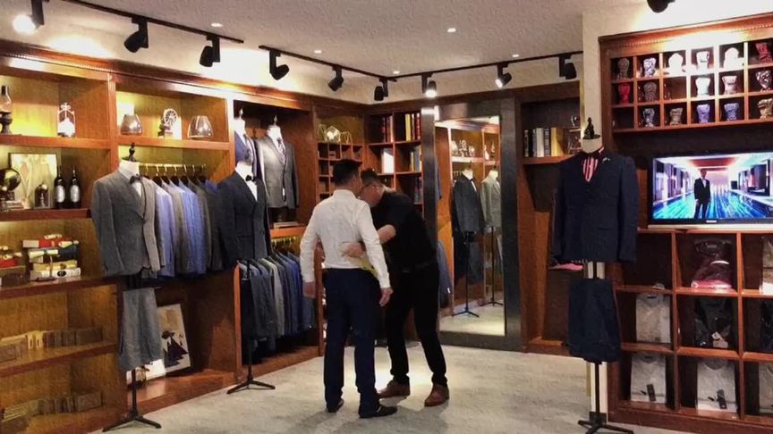 商务会议洽谈,为赵总量身定制经典款,不露声色凸显个性与品位ߤ