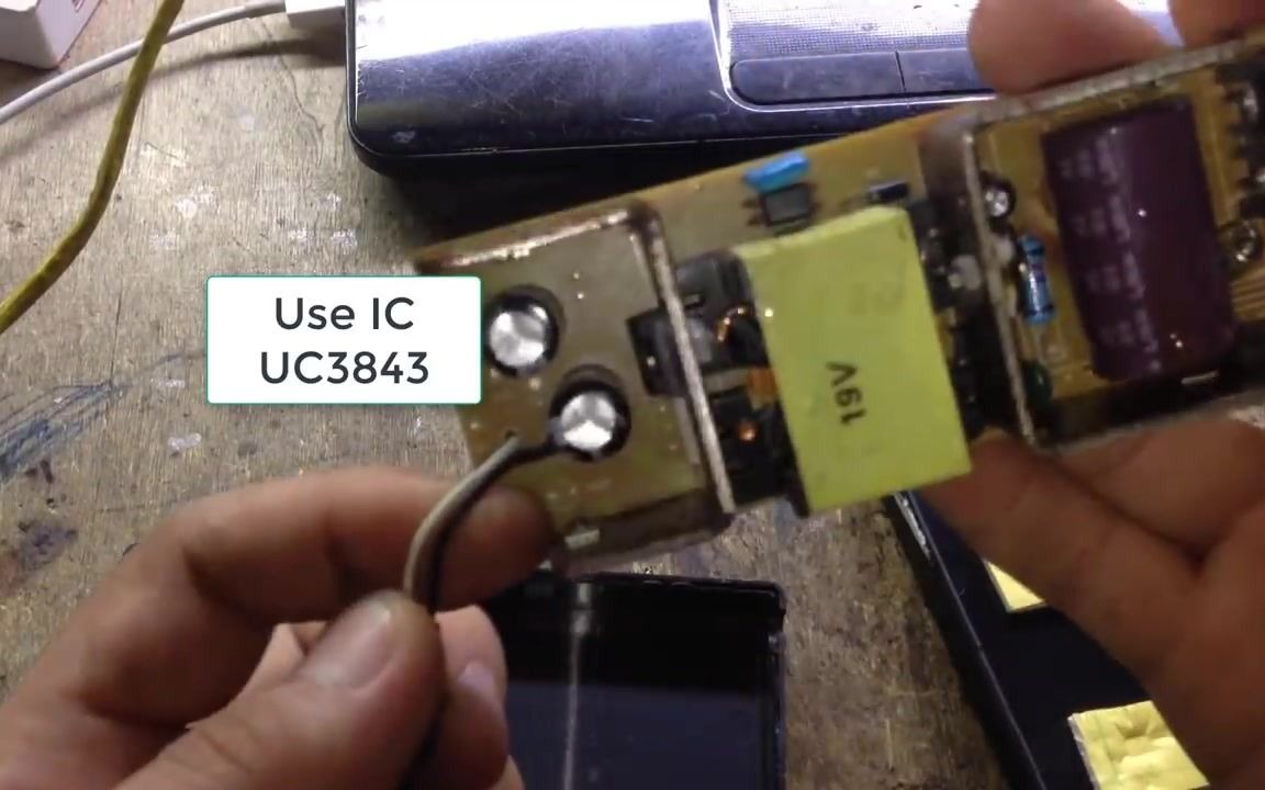 将笔记本电脑电源修改为5V到30V 可调电源