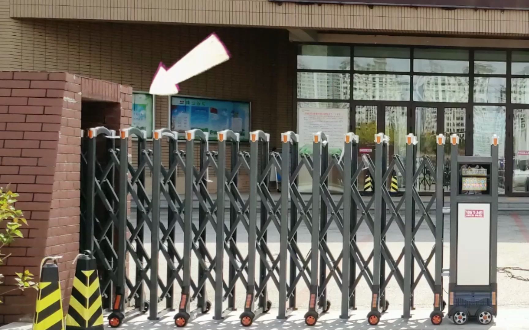 你知道电动伸缩门门洞应该如何预留嘛?