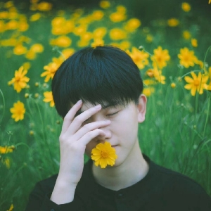 隔壁小王不吃辣 