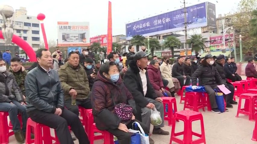 我县开展“国家宪法日暨宪法宣传周”法治宣传活动