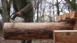 【法国废弃城堡修复】225 拆除最后一个悬挂的厕所,10米高