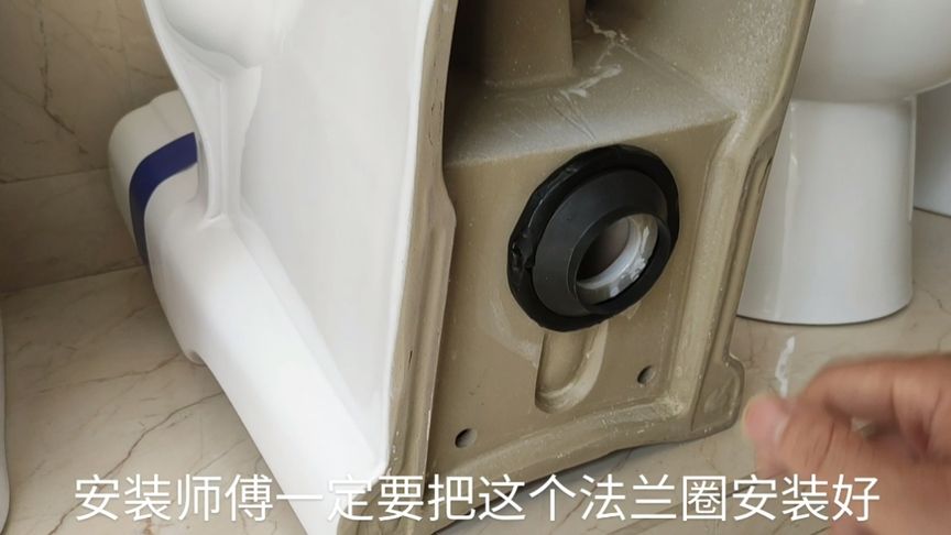 虹吸式马桶排水量大但是吸力小,一次冲不干净,未必是管道堵了