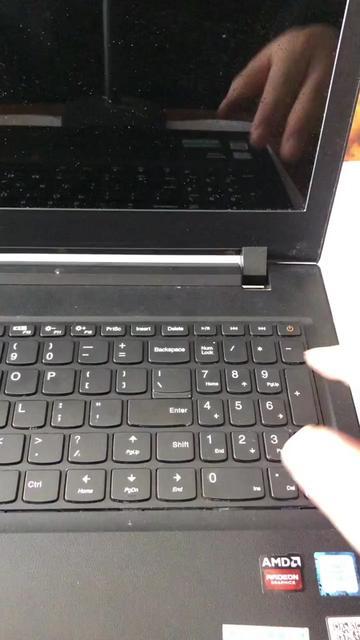 笔记本维修教程开机没反应,不显示