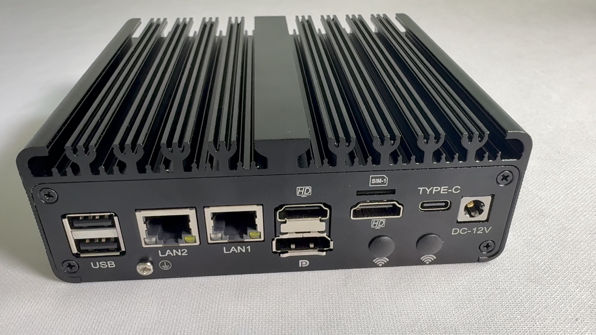 n100 n150 n305 n3556个USB接口4G 5G WiFi蓝牙模块RS232/485...