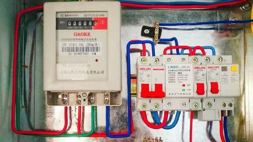 电表跑得快,是有人偷电?还是电表有猫腻?很多老电工心里都明白