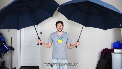 雨伞能保护可乐从十楼安全落地吗?老外亲测,结果让人目瞪口呆!