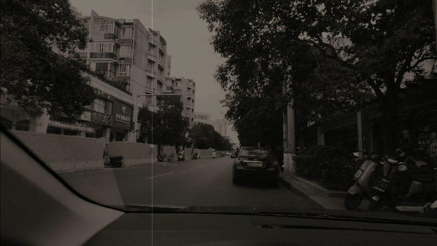 还好今天凉爽,日常学校门口接孩子放学