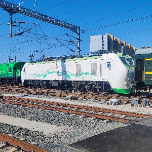 爱骑摩托车的老赵 