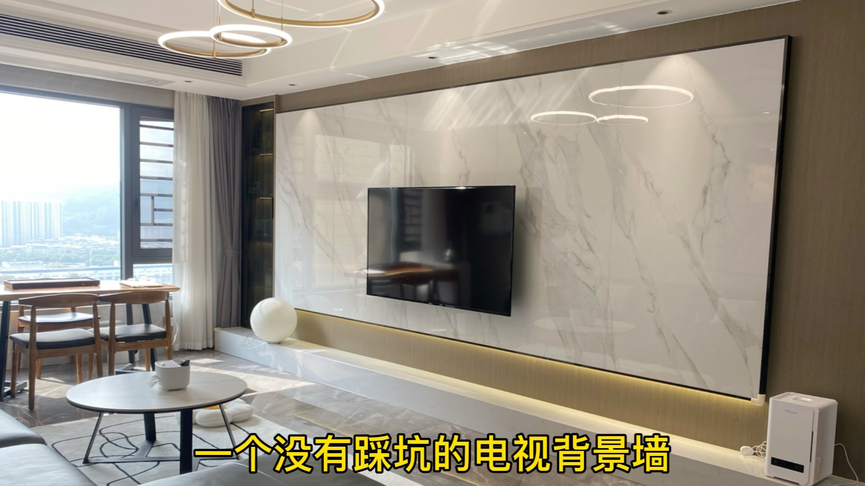 这是发给老板的样图,最后是做出来的效果,大家觉得效果好?还是实物好...