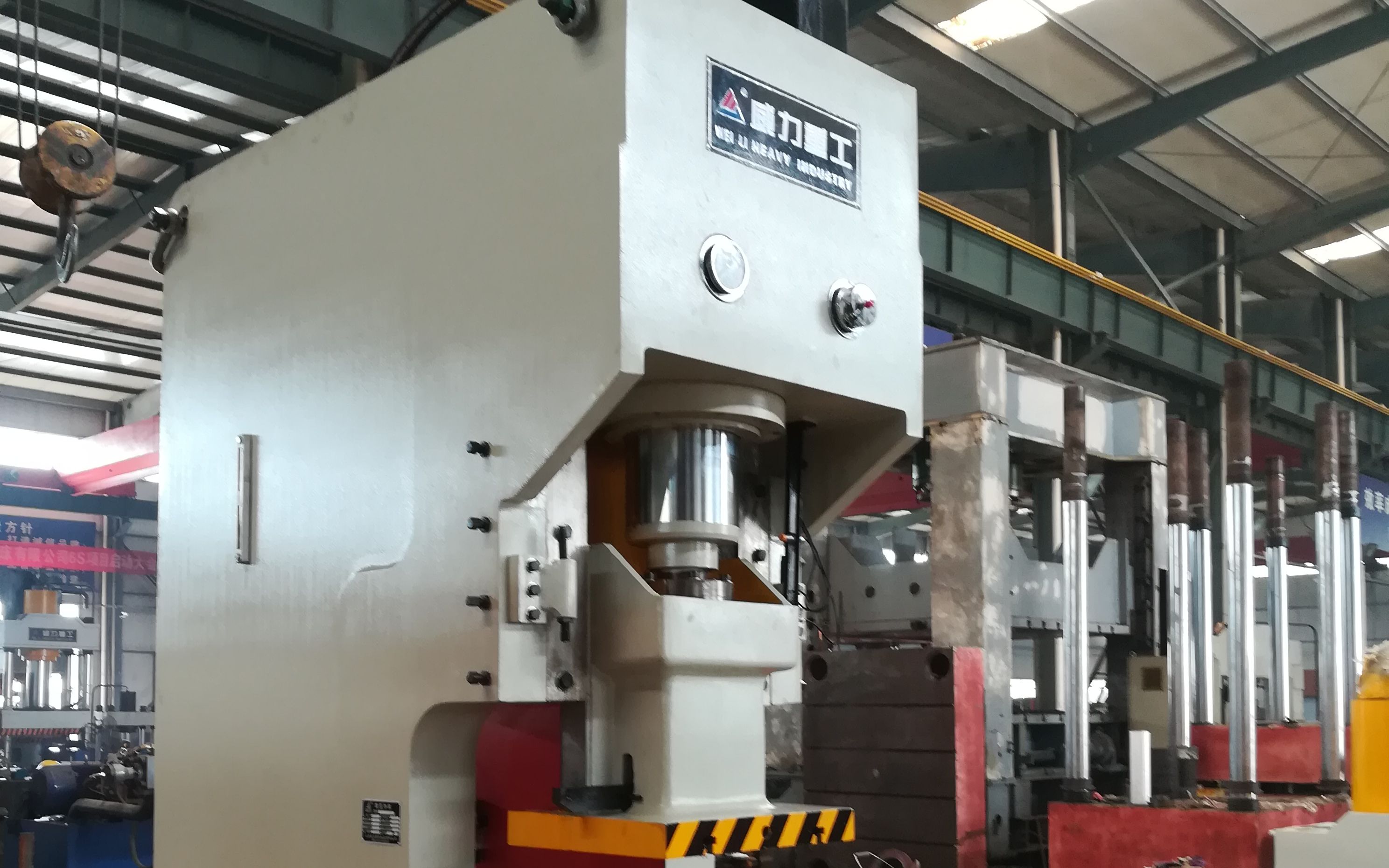 YWH21-125吨油压冲床冲压金属板快速成型【125吨固定台液压冲床】