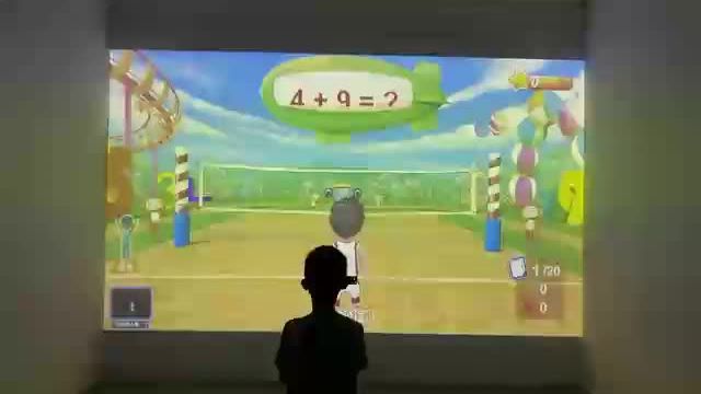 这个体感教育游戏,既学习了数学知识,又锻炼了反应速度和弹跳力